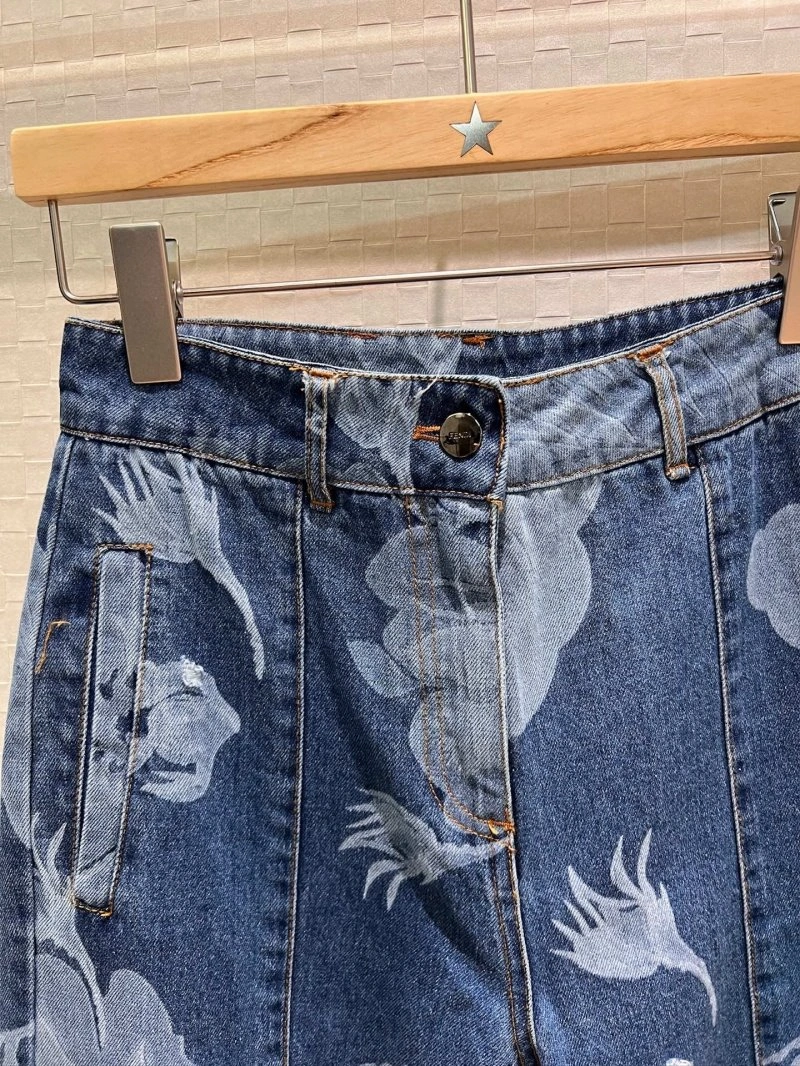 Indistinguishable Unclassified Brand Jeans