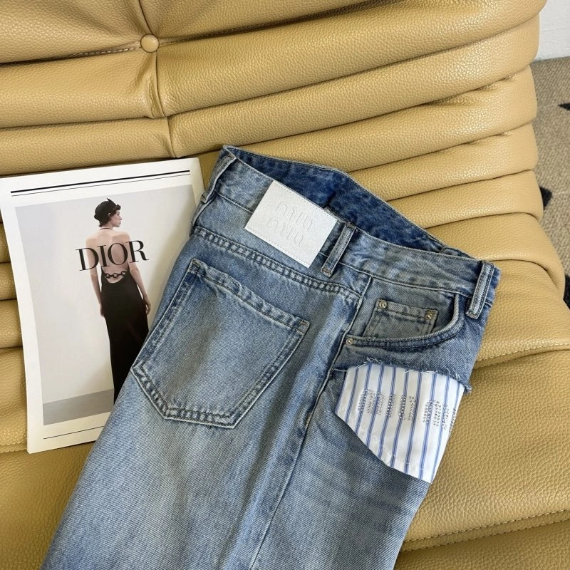 Low-cost Unclassified Brand Jeans