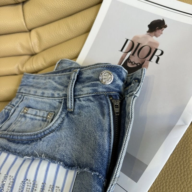 Low-cost Unclassified Brand Jeans