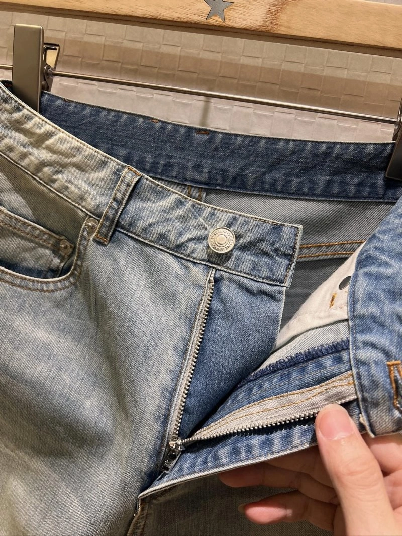 Factory-made Unclassified Brand Jeans