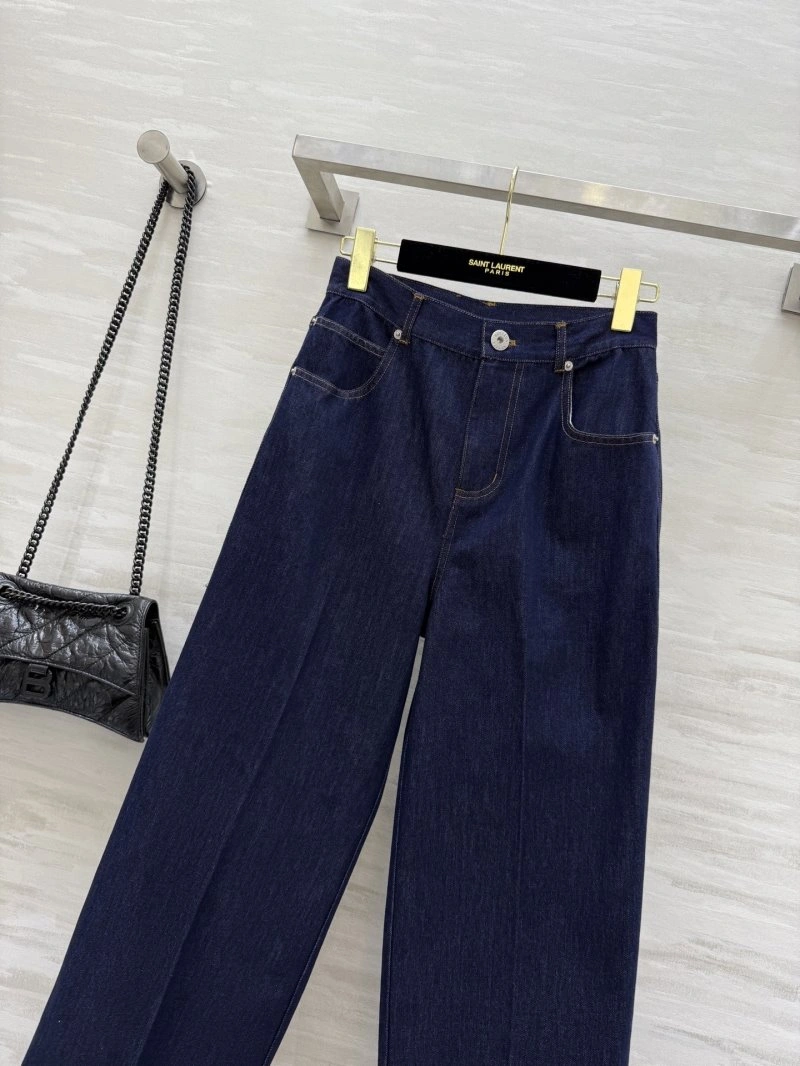 Factory-made Unclassified Brand Jeans