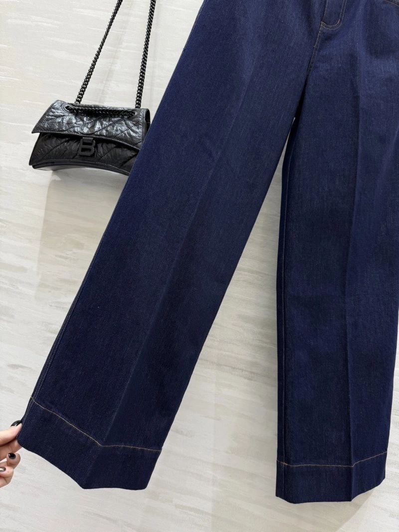 Factory-made Unclassified Brand Jeans