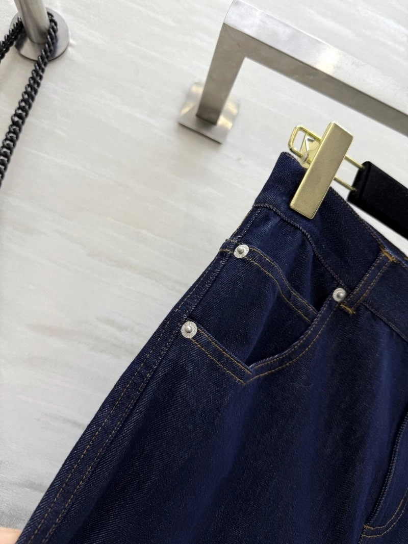 Factory-made Unclassified Brand Jeans
