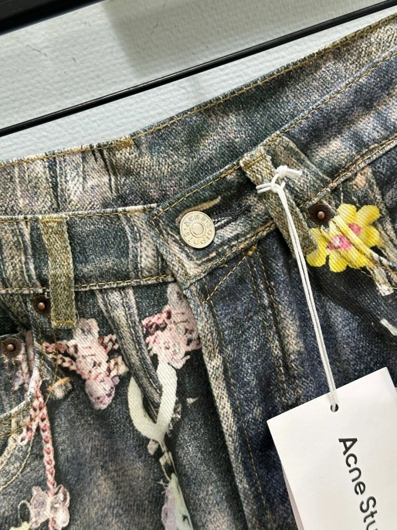Inexpensive Unclassified Brand Jeans