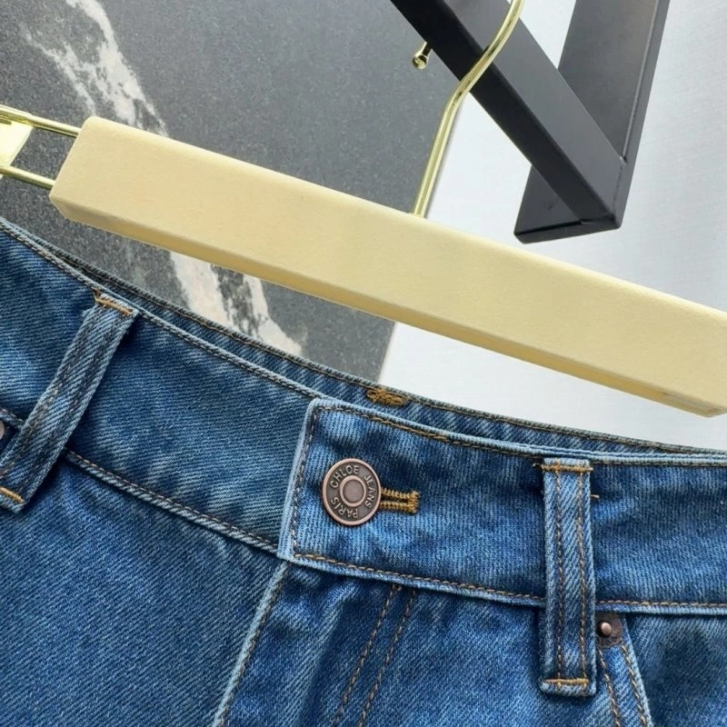 Inexpensive Unclassified Brand Jeans