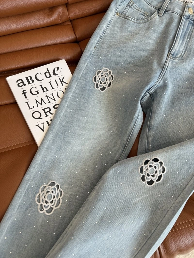 Accurate model Unclassified Brand Jeans
