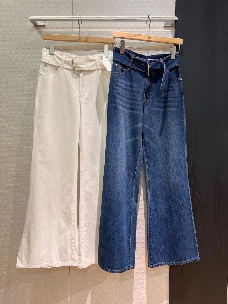 Factory-made Unclassified Brand Jeans
