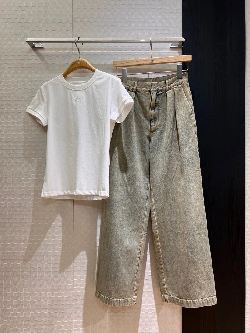 Budget-friendly Unclassified Brand Jeans