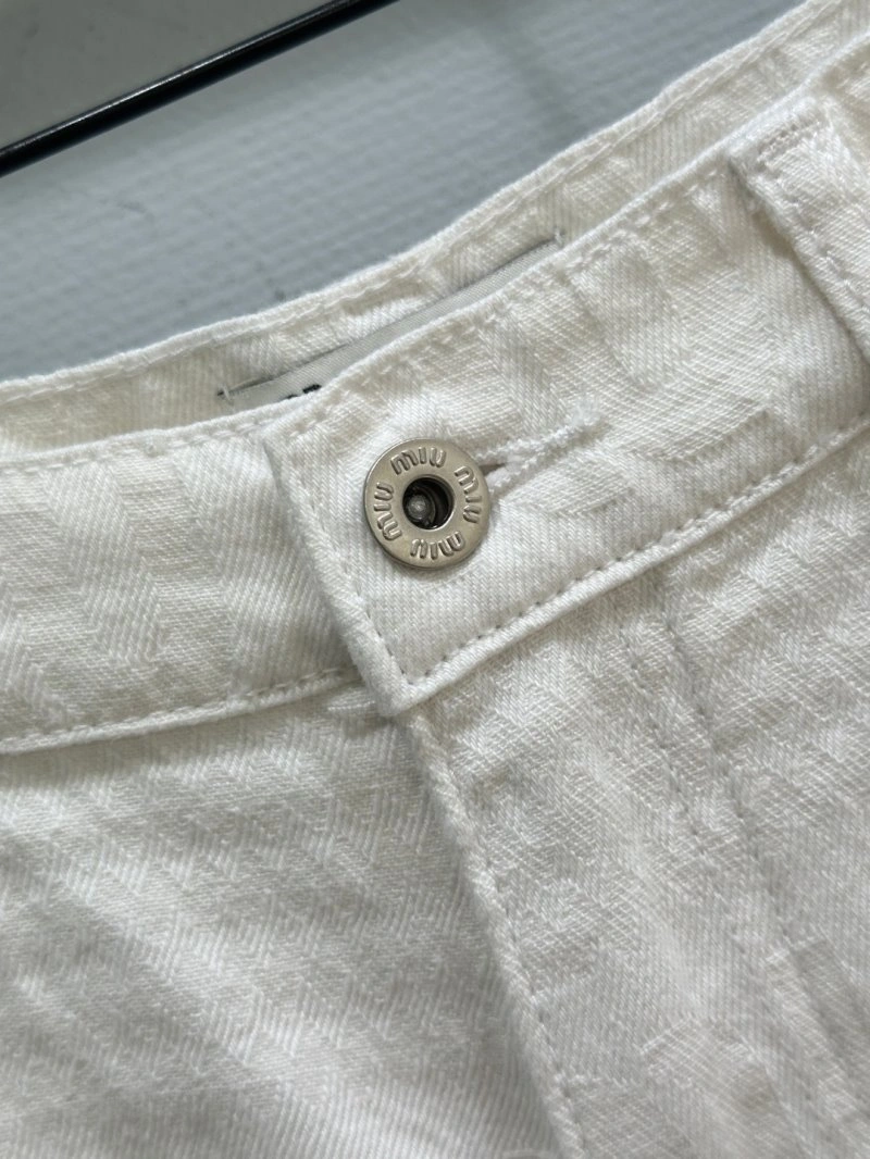 Discounted Unclassified Brand Jeans