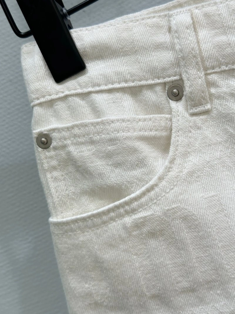 Discounted Unclassified Brand Jeans