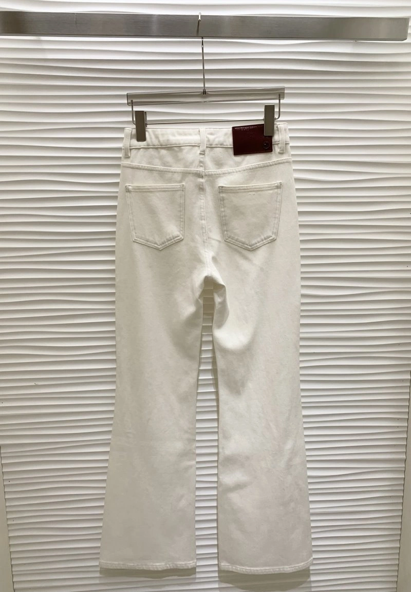 Discounted Unclassified Brand Jeans