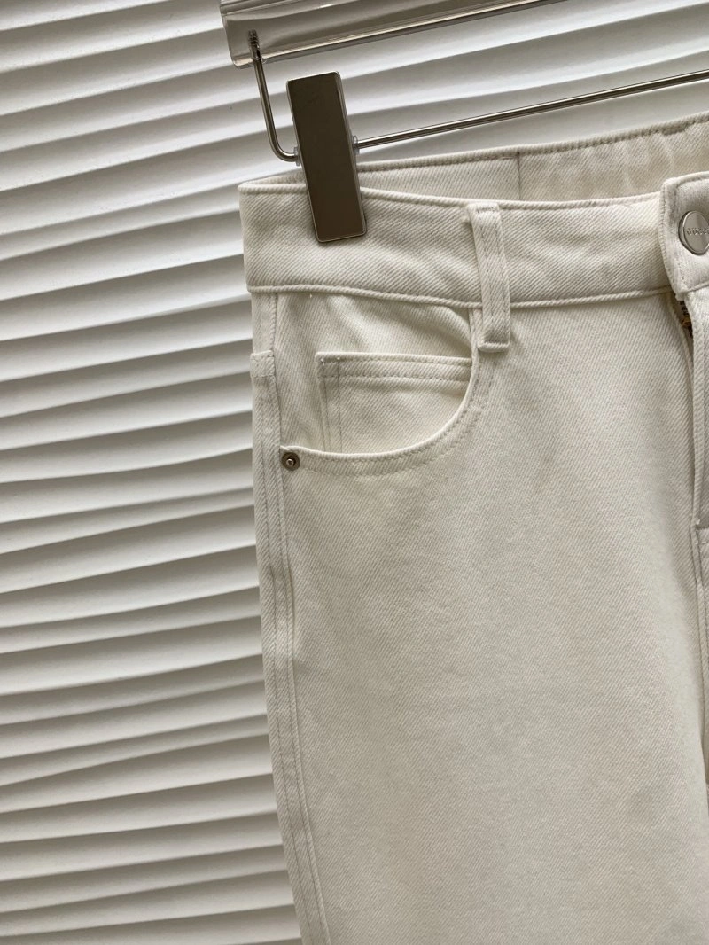 Discounted Unclassified Brand Jeans
