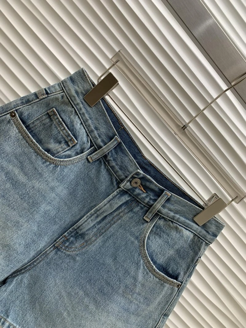 Official Unclassified Brand Jeans