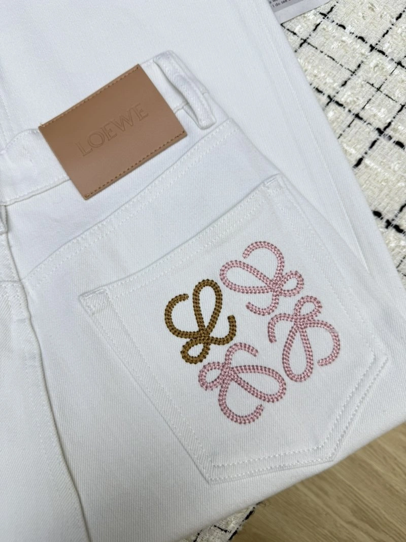 Accurate model Unclassified Brand Jeans