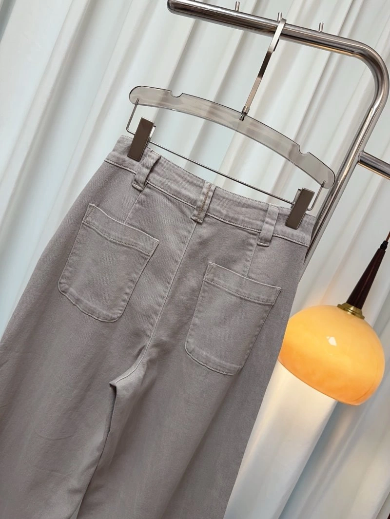 Official Unclassified Brand Jeans
