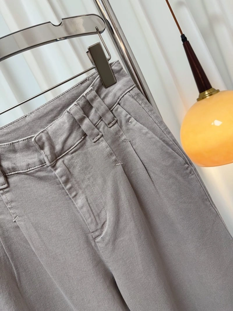 Official Unclassified Brand Jeans