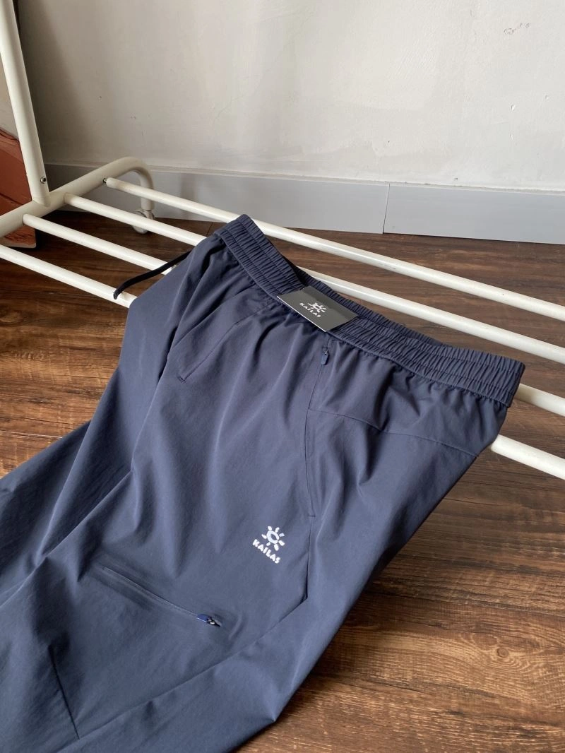 Authentic Unclassified Brand Long Pants