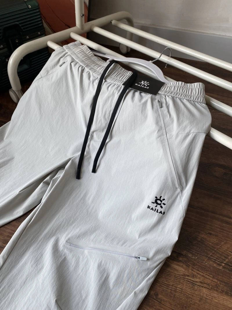 Authentic Unclassified Brand Long Pants