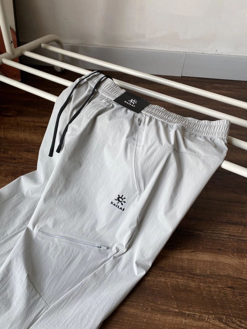 Authentic Unclassified Brand Long Pants