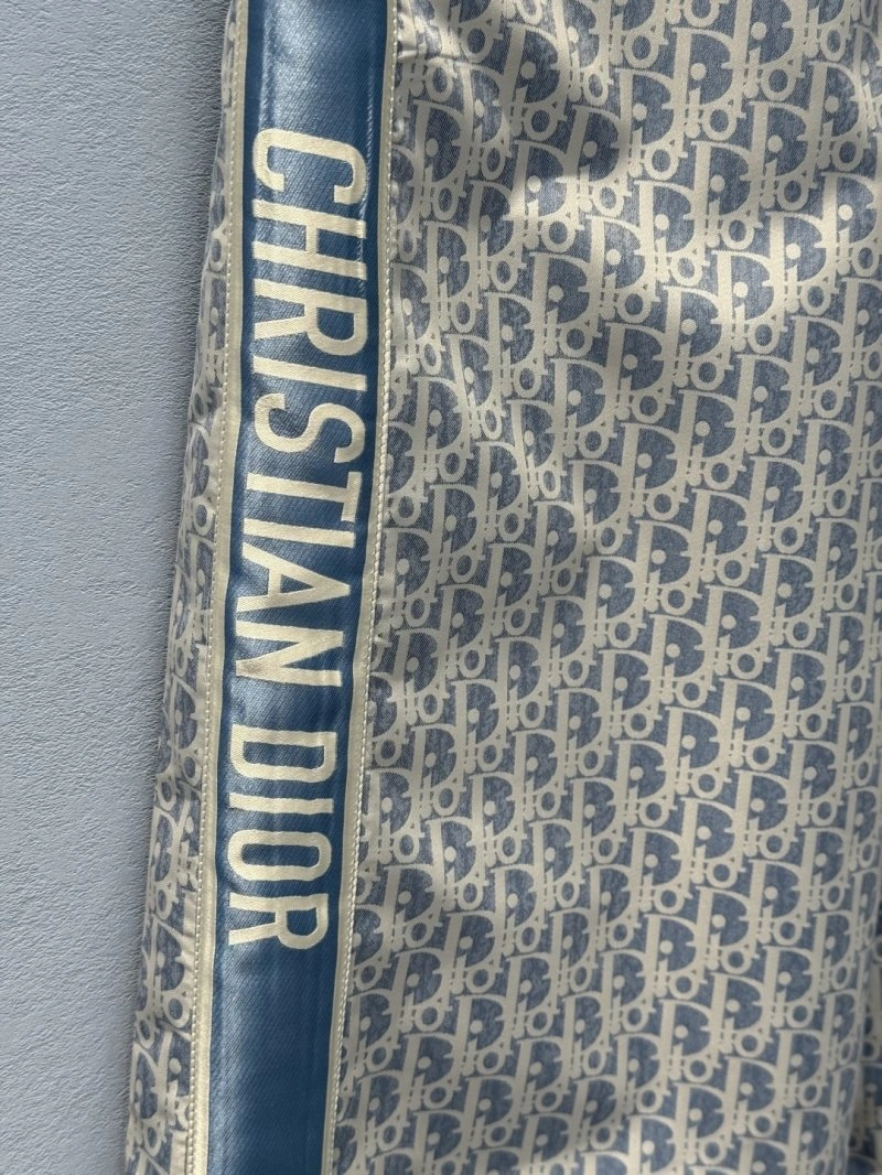 Discounted Unclassified Brand Long Pants
