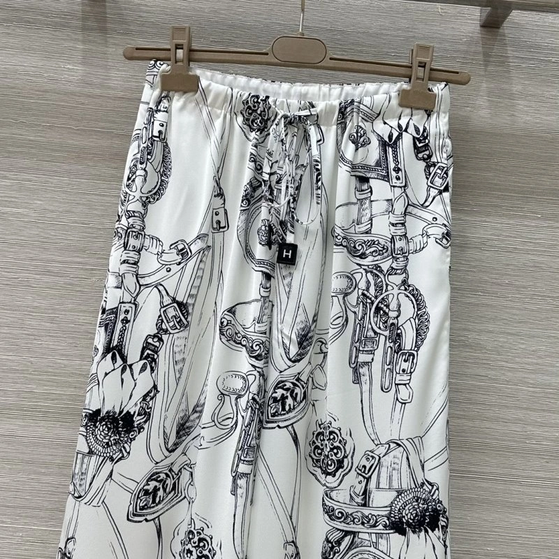 Top mirror Unclassified Brand Long Pants
