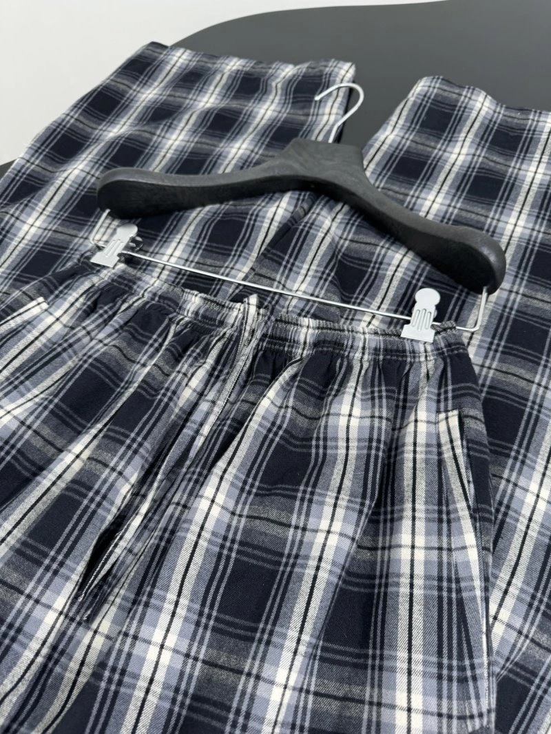 Discounted Unclassified Brand Long Pants