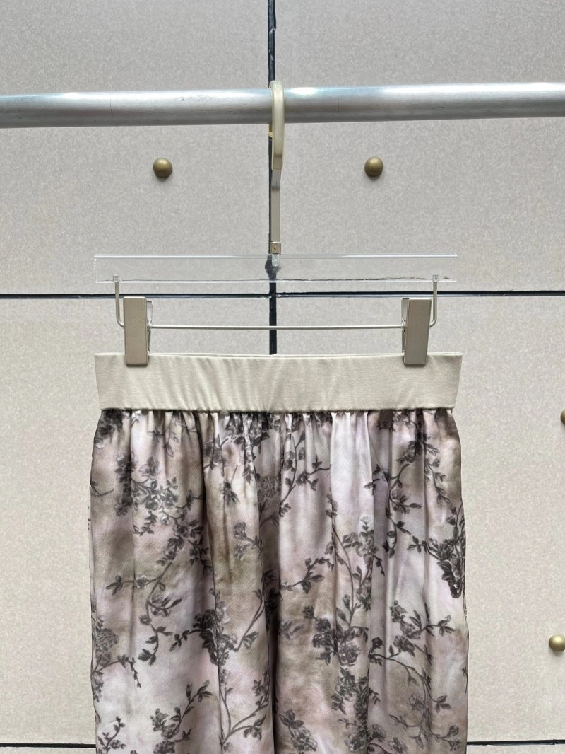 Discounted Unclassified Brand Long Pants