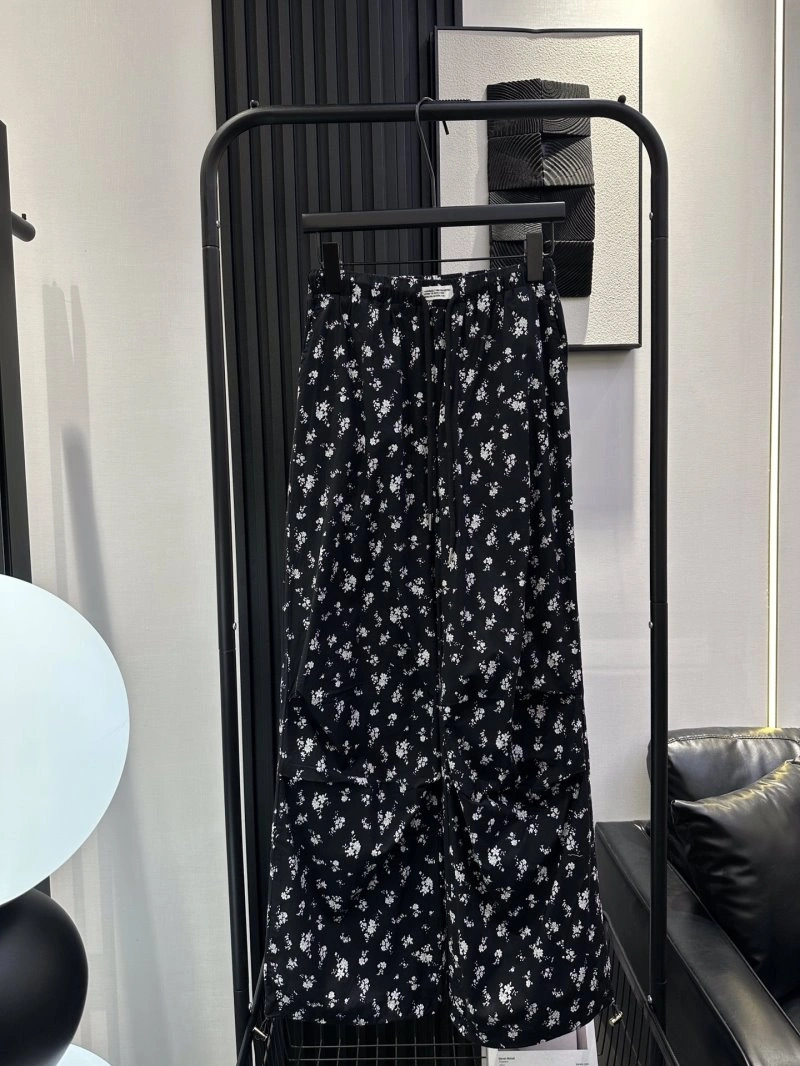 Top mirror Unclassified Brand Long Pants