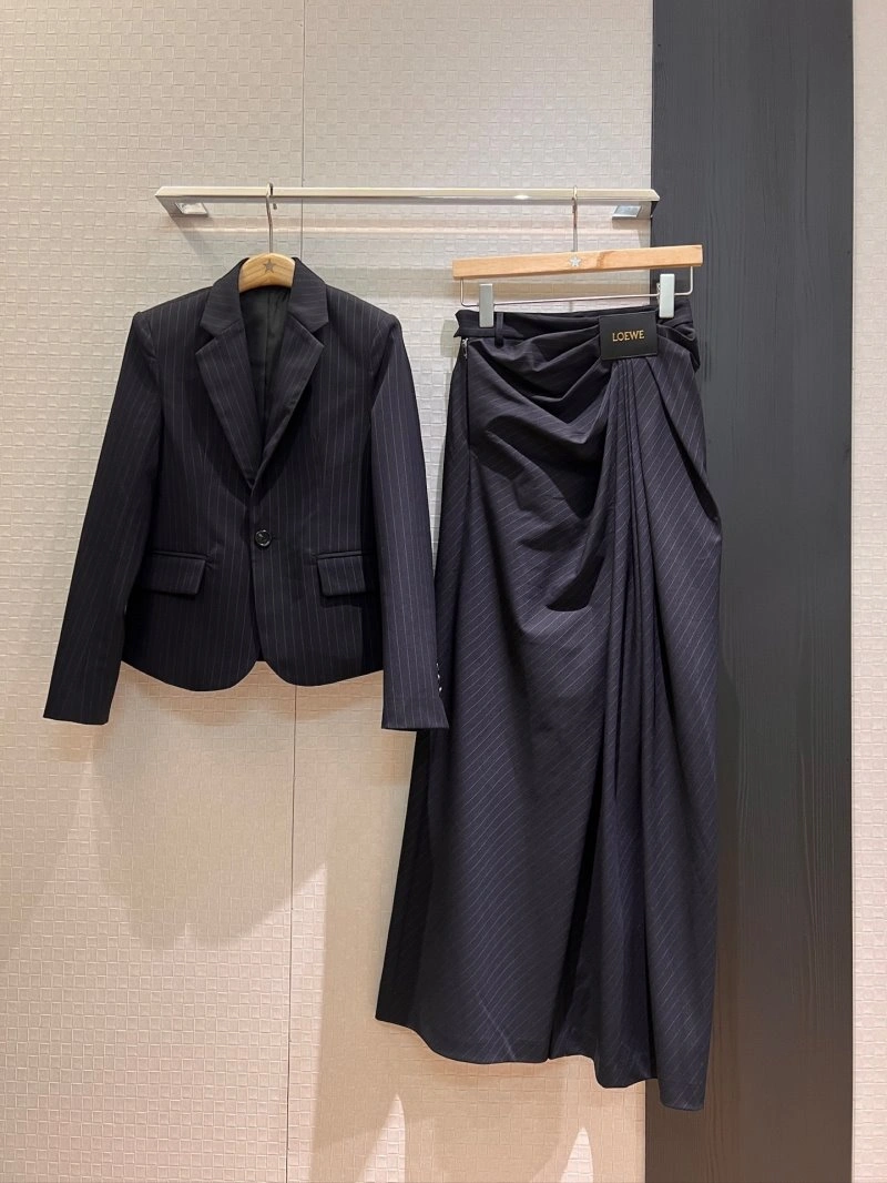 Top mirror Unclassified Brand Long Pants