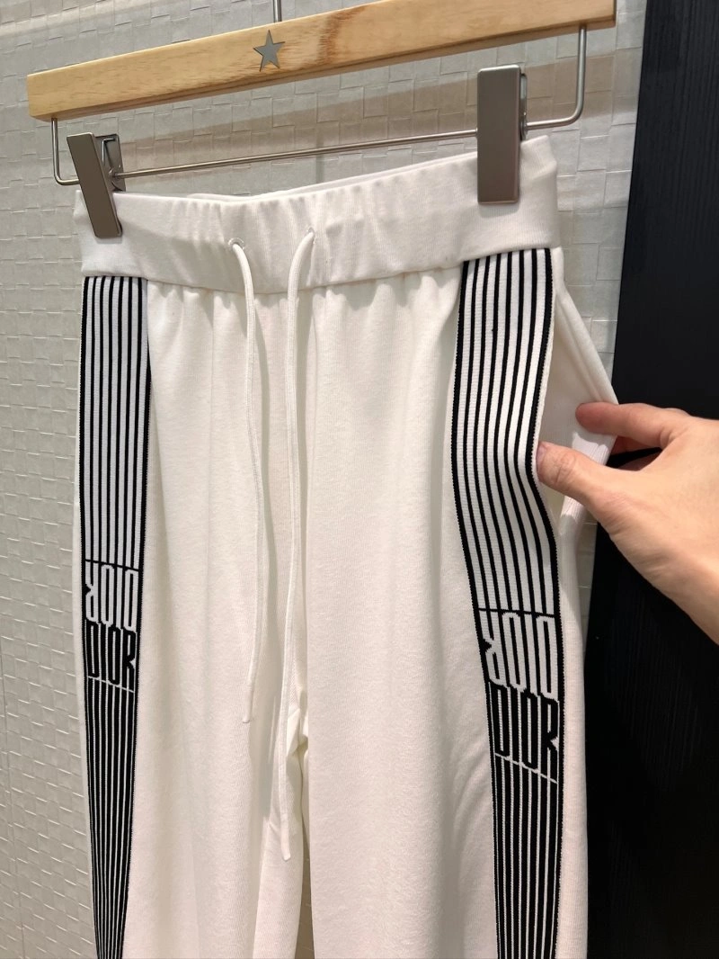 Real Unclassified Brand Long Pants