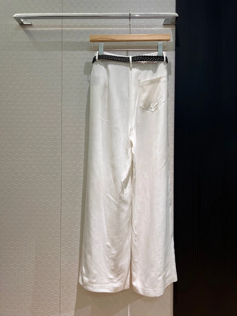 Accurate model Unclassified Brand Long Pants
