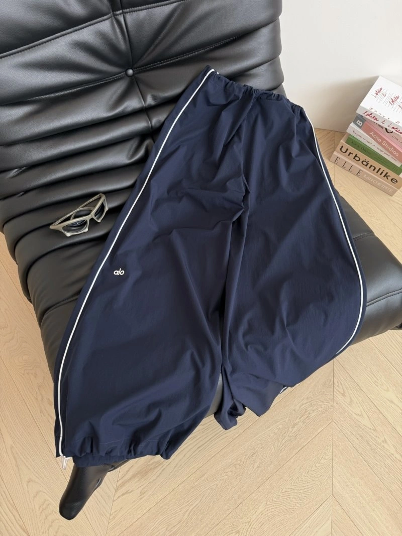 Low-cost Unclassified Brand Long Pants