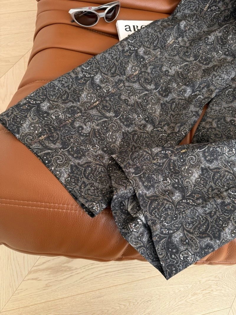 Top mirror Unclassified Brand Long Pants