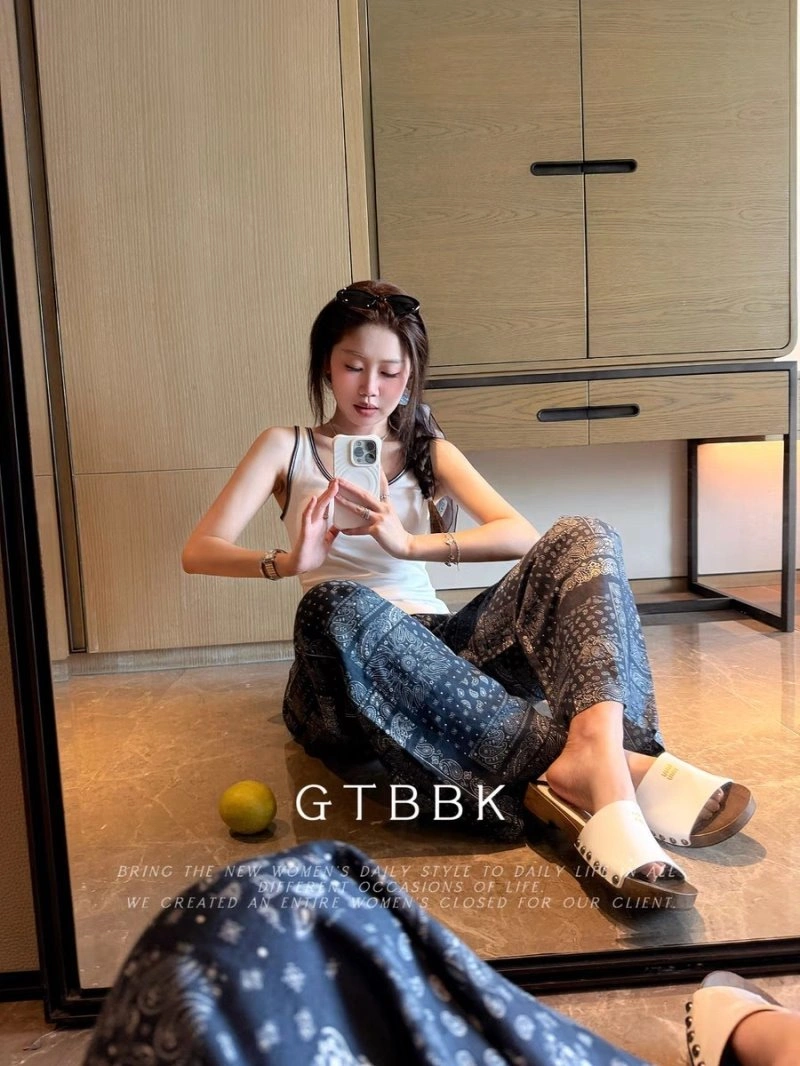 Authentic Unclassified Brand Long Pants