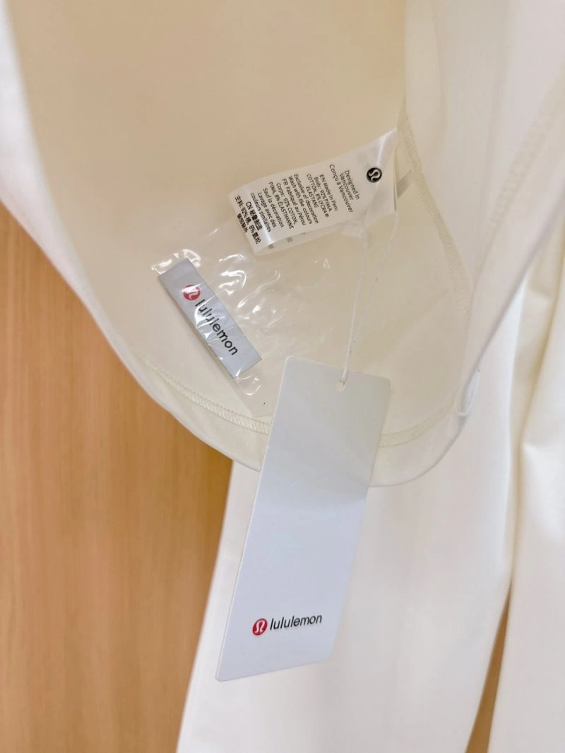 Discounted Unclassified Brand Long Suits