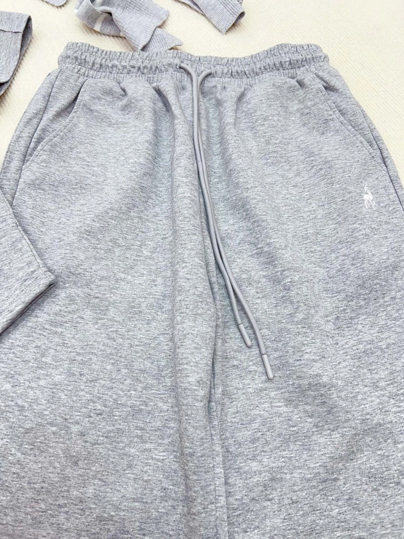 Indistinguishable Unclassified Brand Long Suits