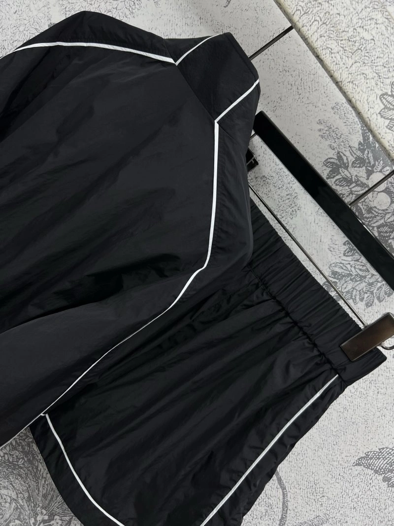Top mirror Unclassified Brand Long Suits