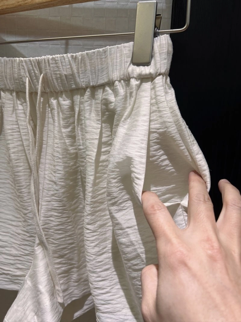 Value-priced Unclassified Brand Long Suits