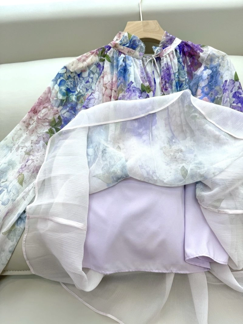 Indistinguishable Unclassified Brand Long Suits