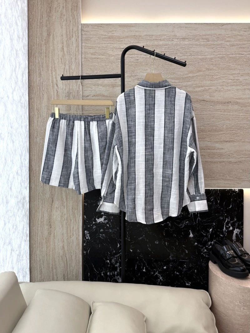 Top mirror Unclassified Brand Long Suits