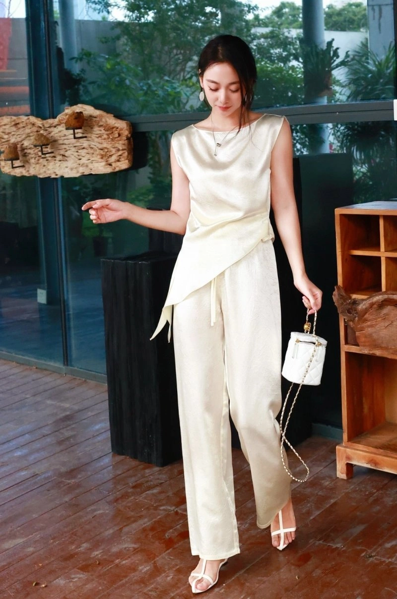 Top mirror Unclassified Brand Long Suits