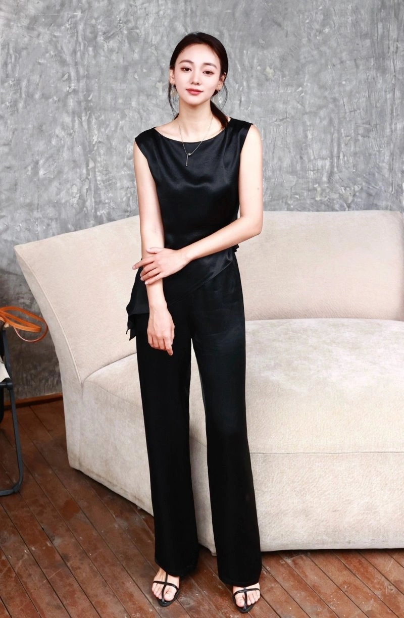 Budget-friendly Unclassified Brand Long Suits