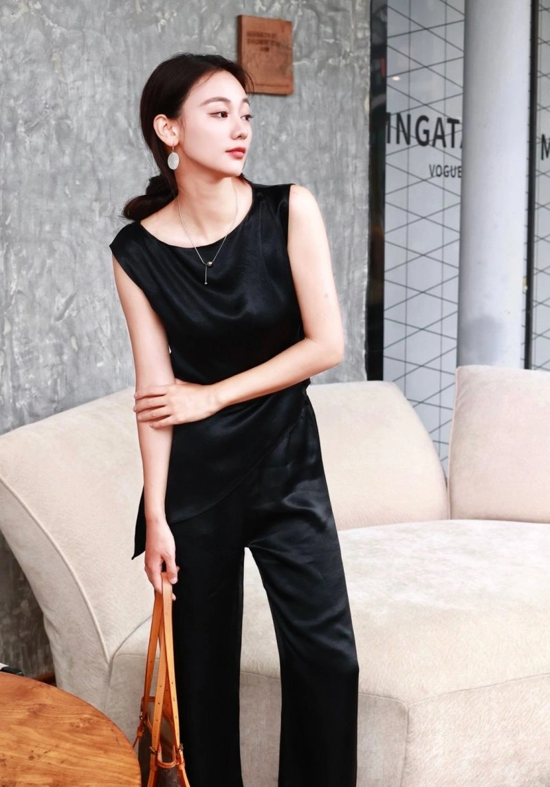 Budget-friendly Unclassified Brand Long Suits