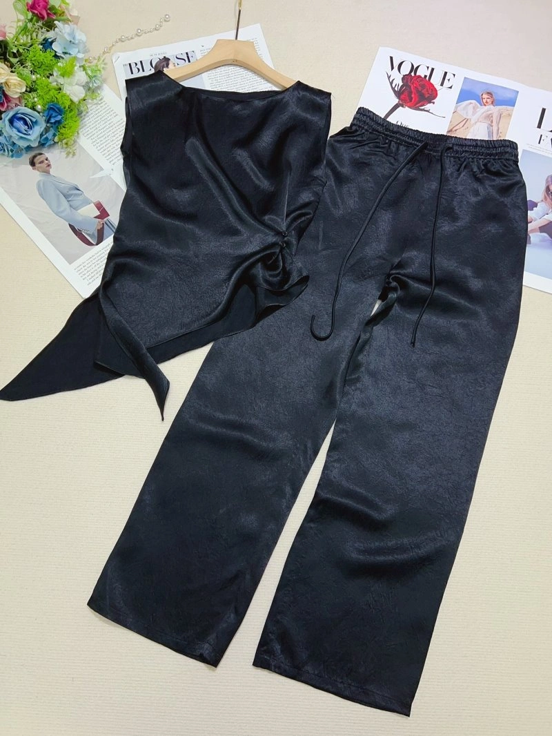 Budget-friendly Unclassified Brand Long Suits