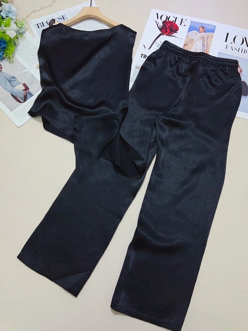Budget-friendly Unclassified Brand Long Suits