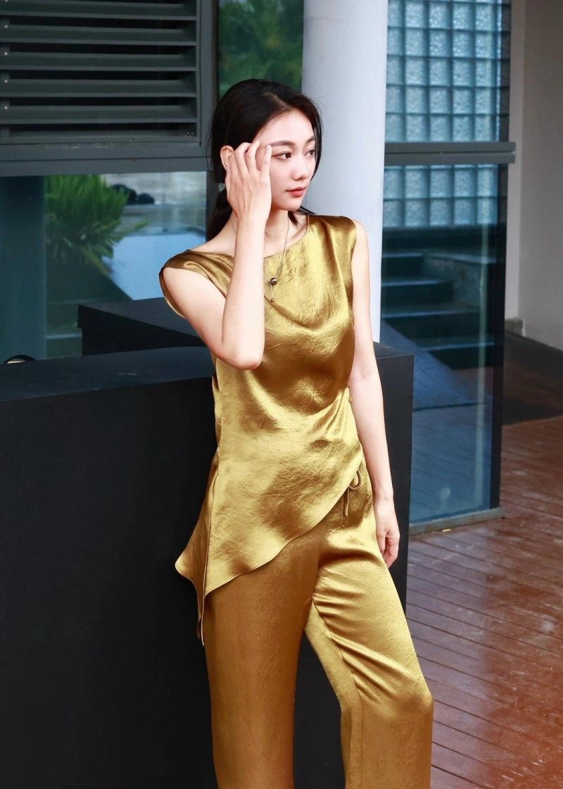 Exact replica Unclassified Brand Long Suits