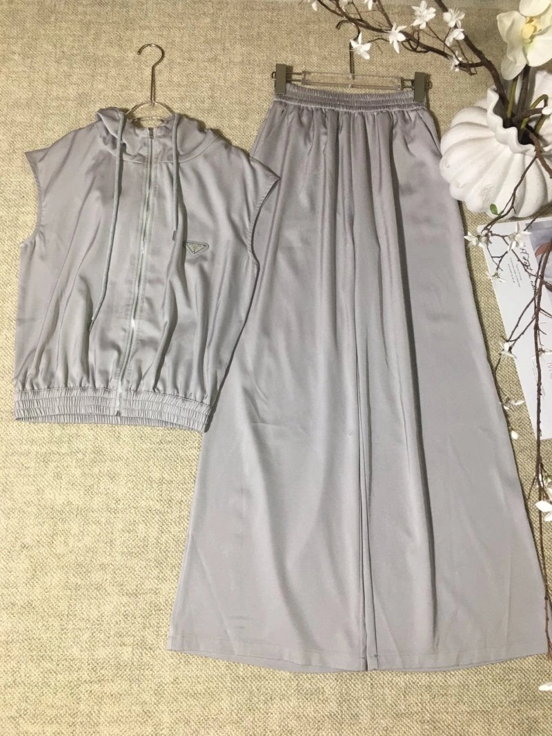 Unclassified Brand Long Suits