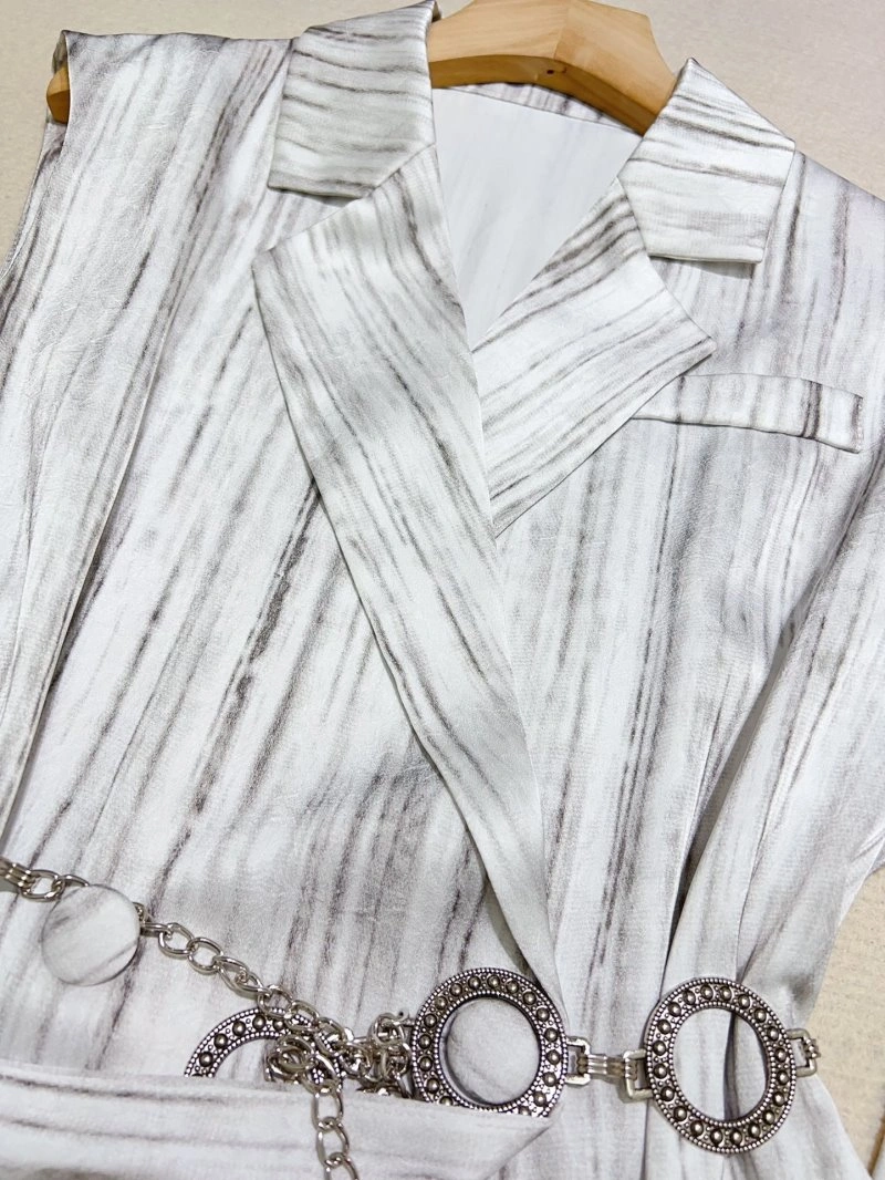 Cut-rate Unclassified Brand Long Suits