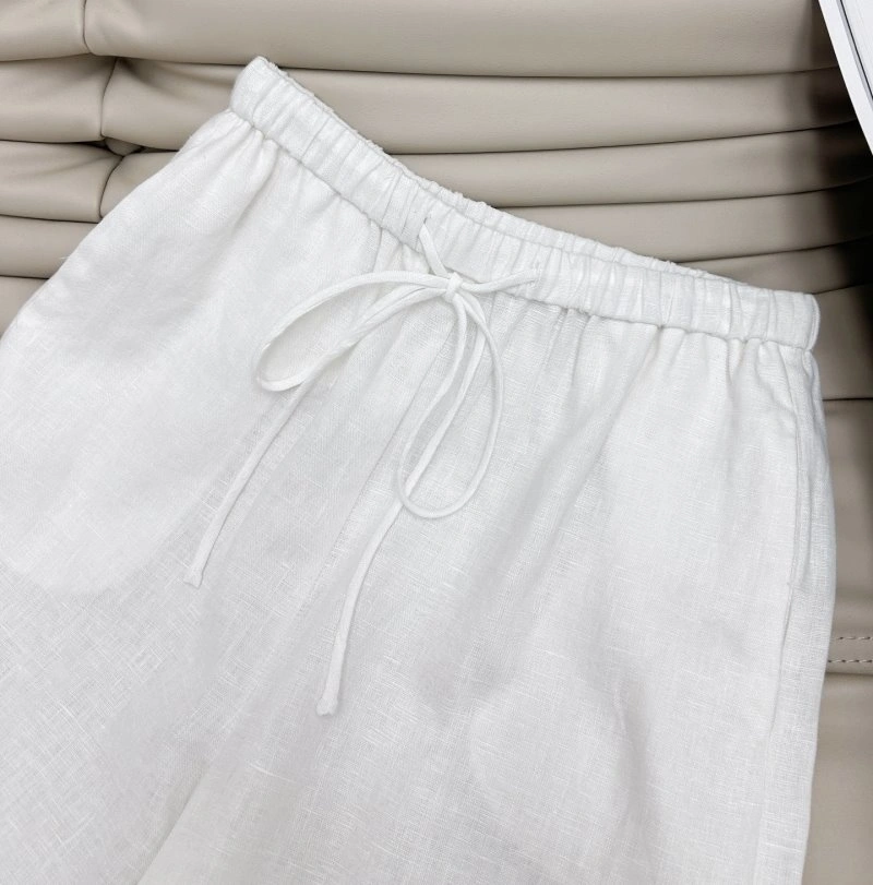 Value-priced Unclassified Brand Long Suits
