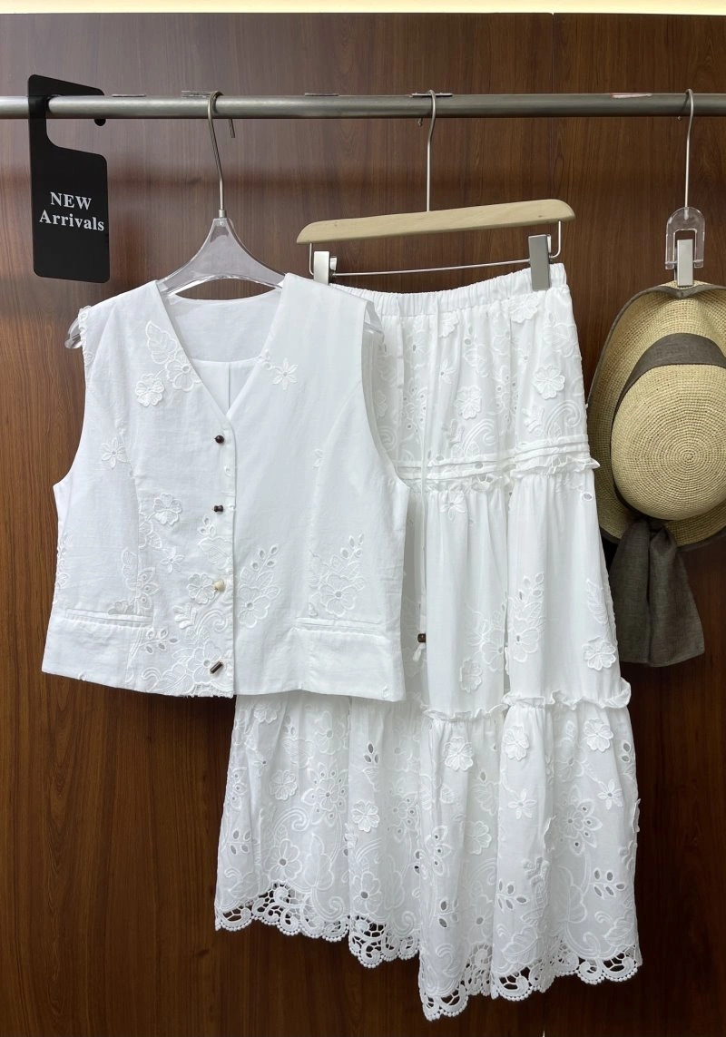 Affordable Unclassified Brand Long Suits
